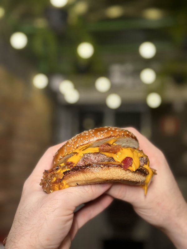 Alpha Burgers Maceió - Duo Gourmet